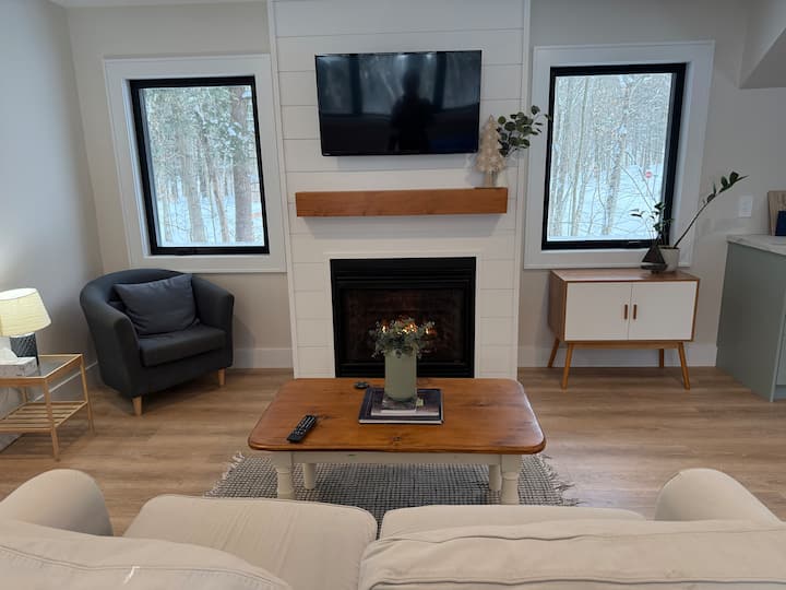 Lake House Loft - Huntsville