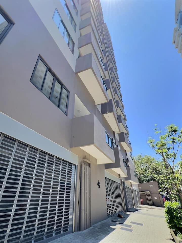 Sea View Penthouse Apartment In Colombo -Dehiwala - Colombo