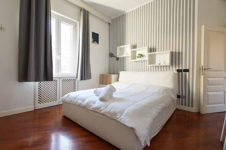 Ampio Apartment Di Design Vicino Al Vaticano - Italy
