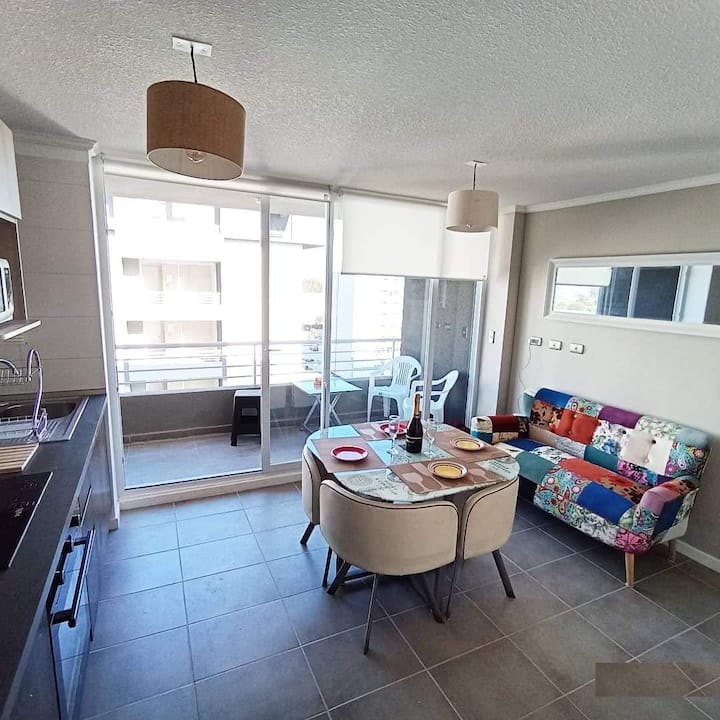 Acogedor 2d+1b Con Estacionamiento Y Piscina - La Serena