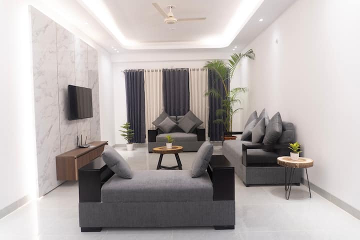 Stunning 4 Bedroom Apartment At Bashundhara R/a - Bangladesh