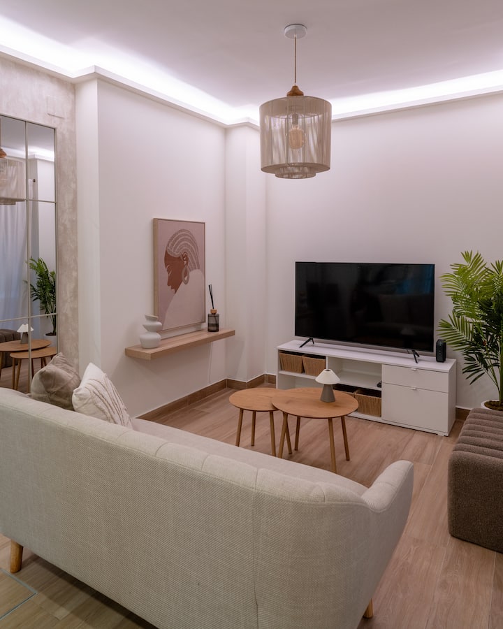 Viva Valencia Apartments · Arte & Reflejos - Valencia