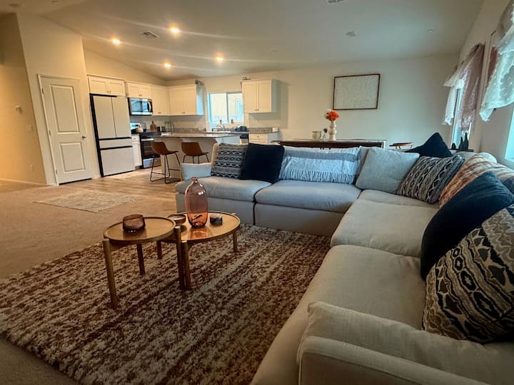 Desert Retreat Near Coachella & Polo Grounds - Coachella, CA