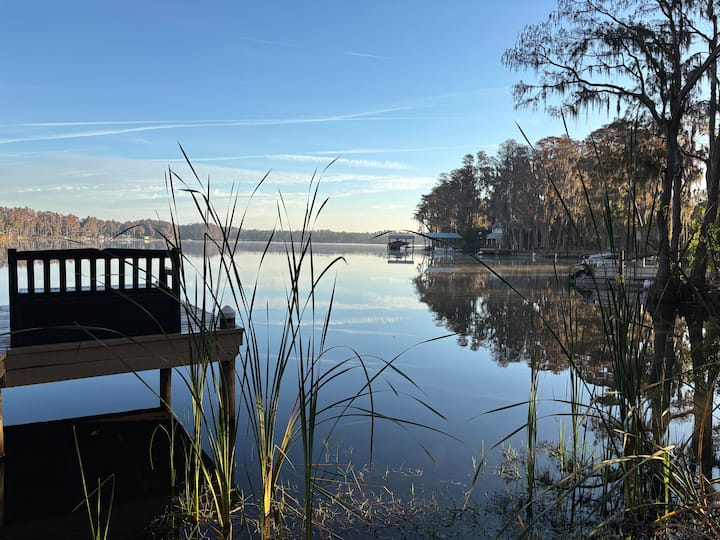 King Cove • Kayaks, Dock Fishing, Game Room & More - Land O' Lakes, FL