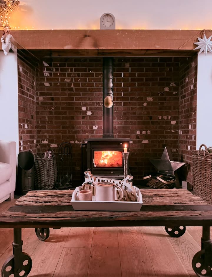 The Chapel Near Saundersfoot, Tenby And Narberth - Narberth