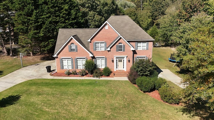 Buford Luxury 5br Home + Game Room S#41856 - Buford, GA