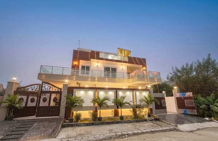 Entire Villa In Lucknow Near Medanta|lulu|airport - Lucknow
