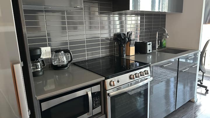 Studio For You And A Friend - Port Hope