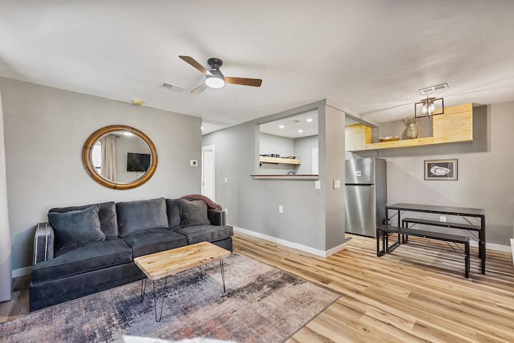 Quiet Milton Retreat Close To Downtown & Water! - Milton, FL