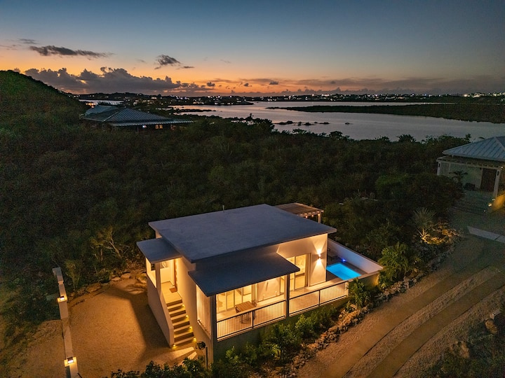 New Guest House With Pool Minutes From The Beach - The Bahamas