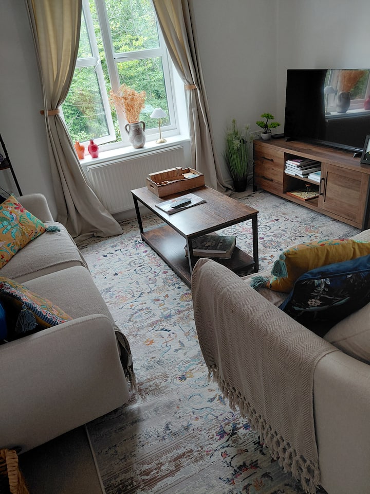 Flat To Let In Beautiful Lymington - Beaulieu