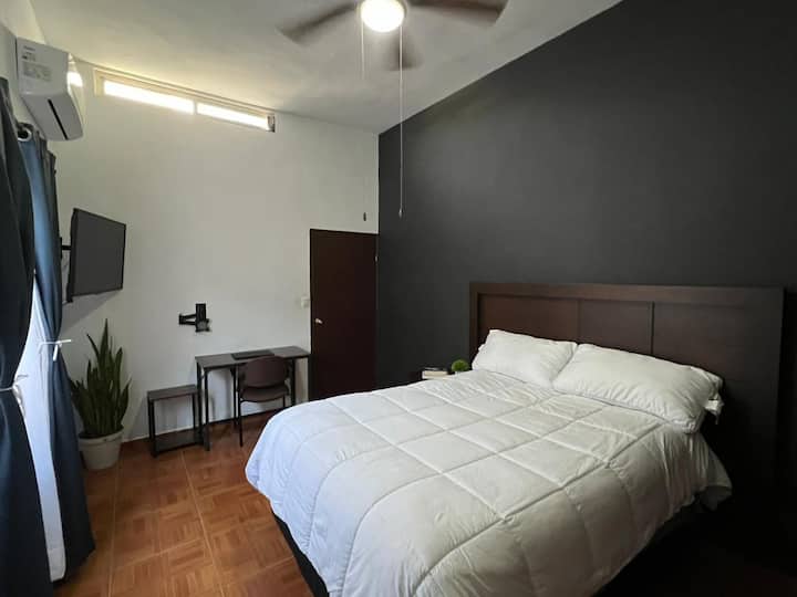 Habitación Cerca Fundidora, Tec Mty Y Estadio Bbva - Monterrey