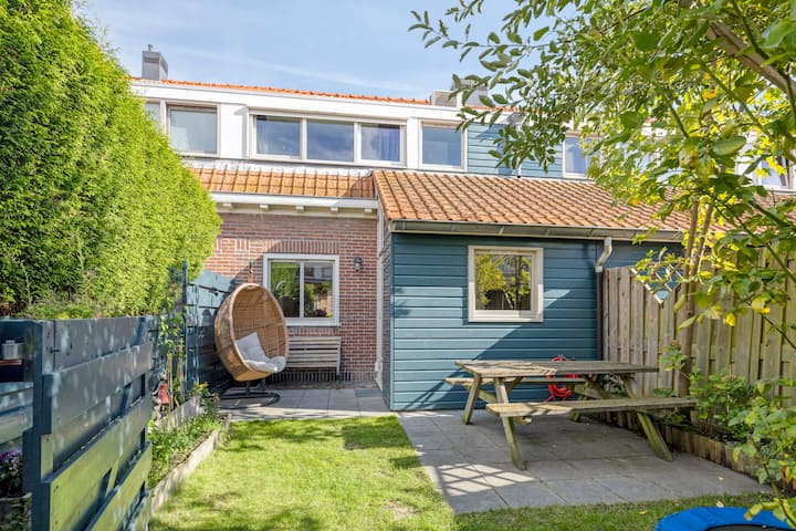 Charming Little House In Amsterdam Noord - Amsterdam