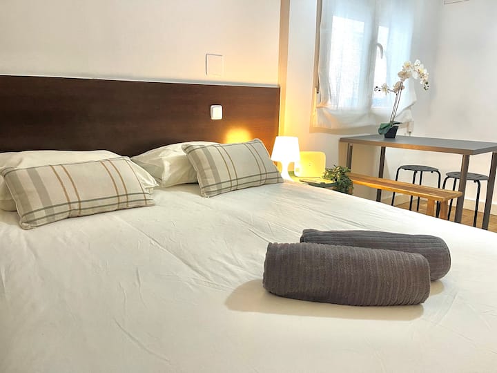 Apartamento Tipo Estudio En Salamanca. - Madrid
