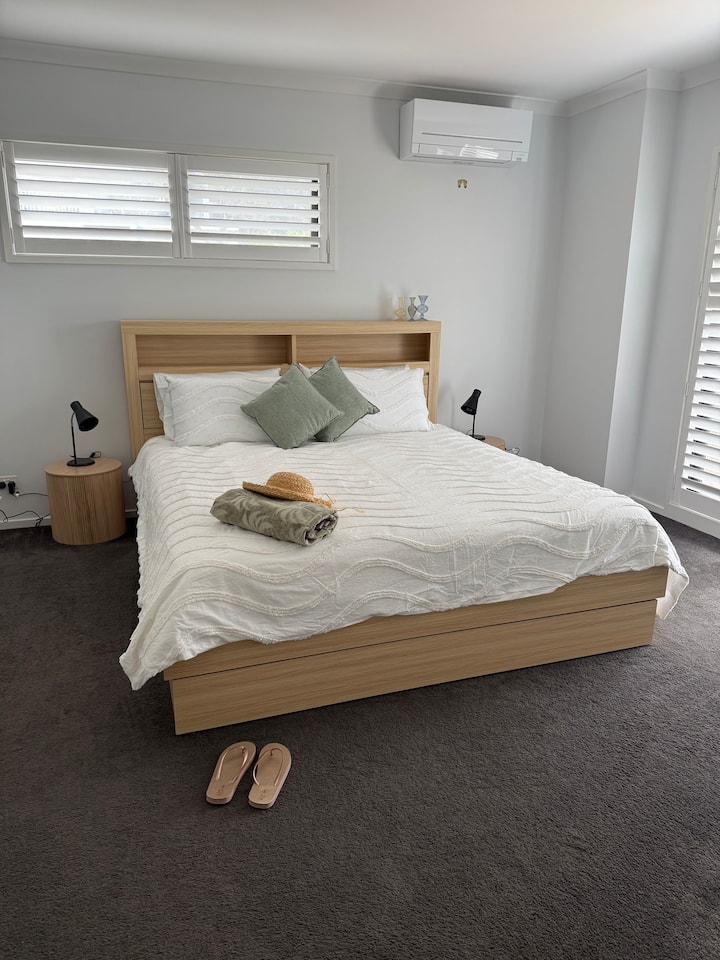 Luxurious Modern Coastal Retreat In Torquay - Torquay