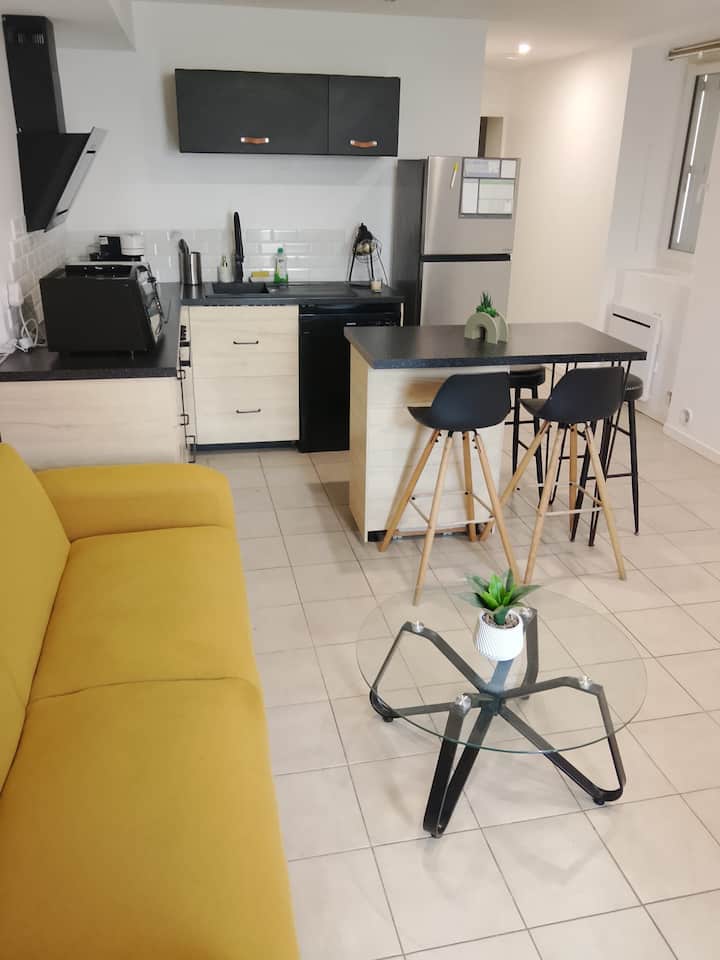 Le Nid Nantais. Appart éLégant. Gare Nord à 3 Min - Nantes