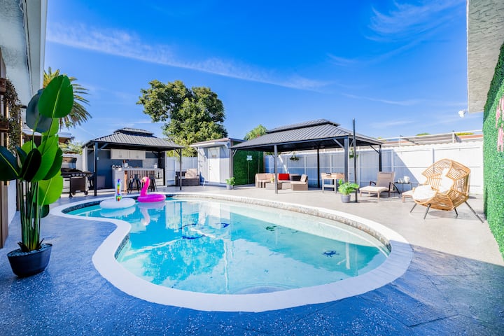 Villa Elena | 14 Ppl | Pool | Golf | Cinema | Bbq - Miramar, FL