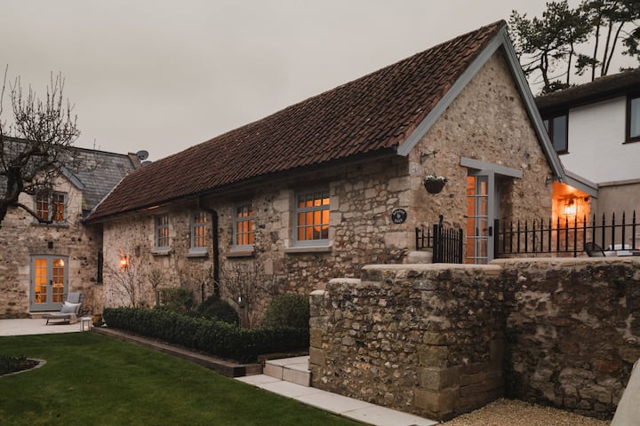 Luxury Barn Retreat In Beer - Heritage Charm - Beer