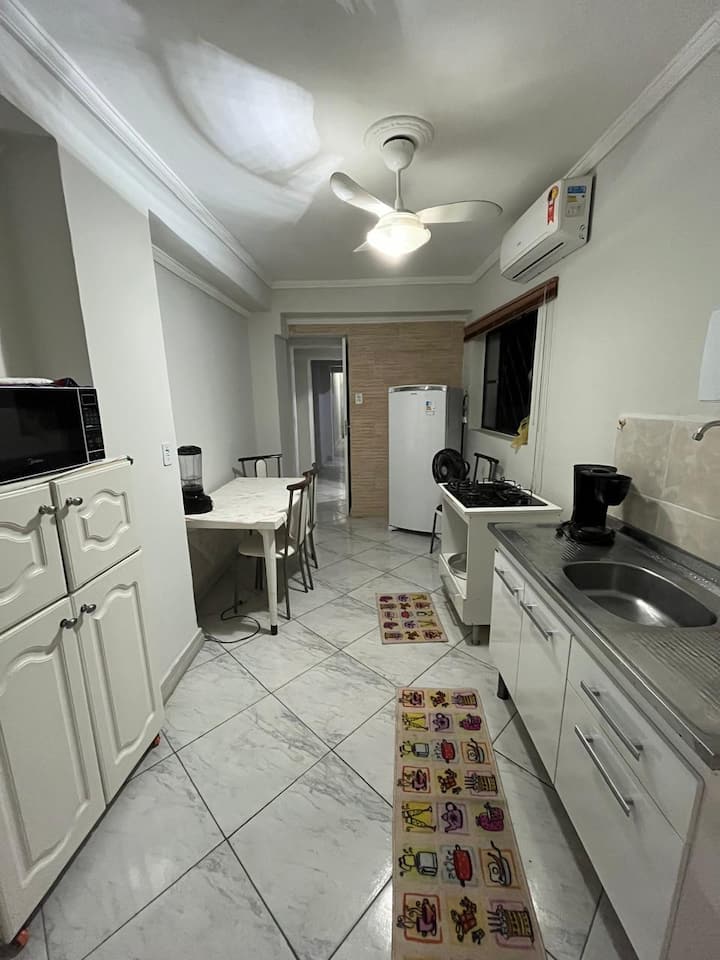 Casa Próxima à Praça Santa Terezinha De Taubaté - Taubaté