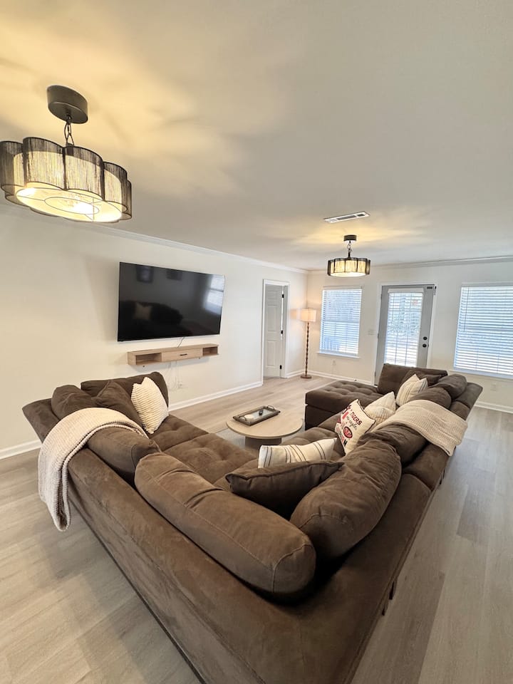 Aubie's Big Little Home - Auburn, AL