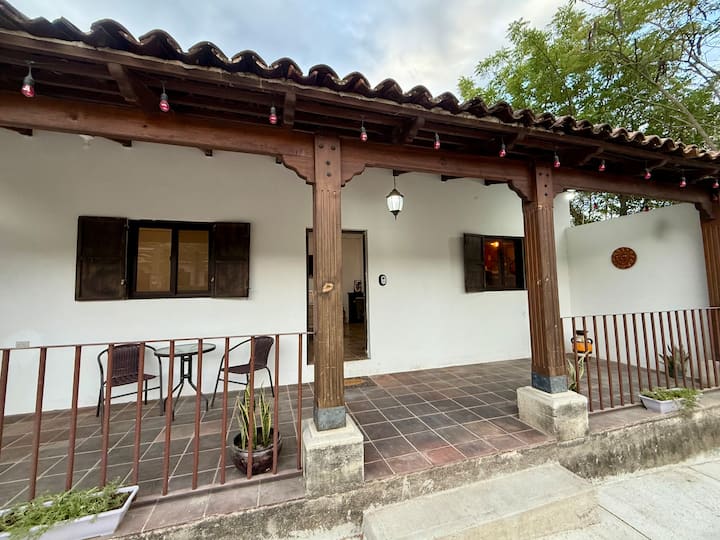 Villa Belén, Una Pequeña Casa Estilo Apartamento. - Chiquimula