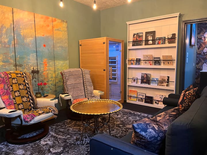 Starry Night Inn - The Deluxe Suite - Seaside, OR