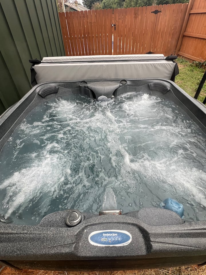 City Views - Hot Tub - Near Uptown - Charlotte, NC