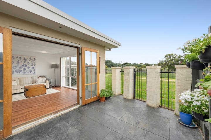 Character, Charm & Tranquility - Mordialloc