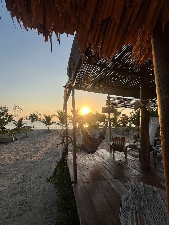 Cabaña Rústica Frente Al Mar Con Playa Privada - San Onofre