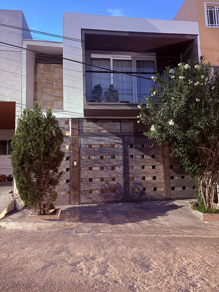 Departamento Privado, Cerca Del Consulado. - Santa Catarina, México