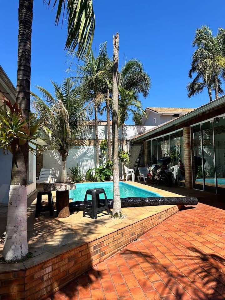 Quarto Simples + ÁRea Livre Para Acampar - Cascavel