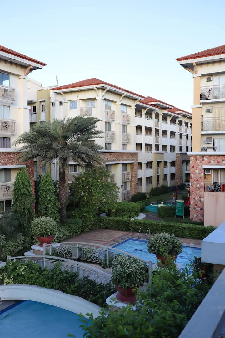 Secure & Accessible 2br Sorrento Oasis Condo - Pasig