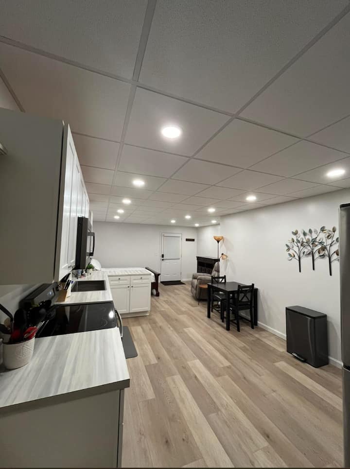 Spacious Studio Apartment-pet Friendly - 리버풀