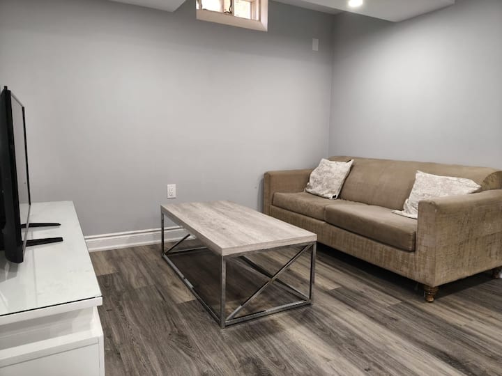 2 Bedroom Basement Apartment - Brampton