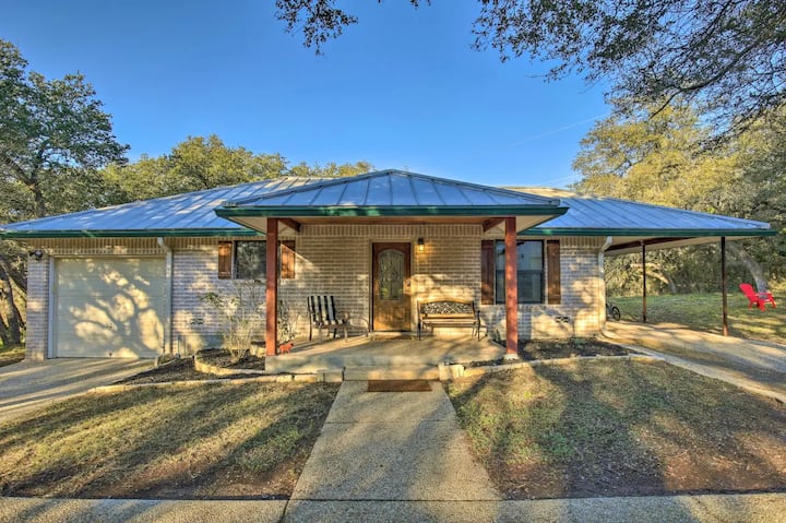 Hill Country Hide Out - Natural Bridge Wildlife Ranch