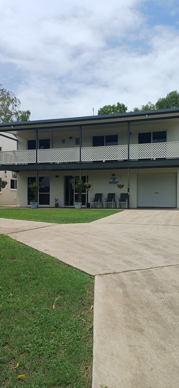 Seaforth Holiday House - Cape Hillsborough National Park