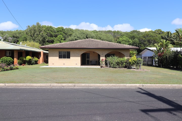 Back In Time At Kurrimine! - Kurrimine Beach