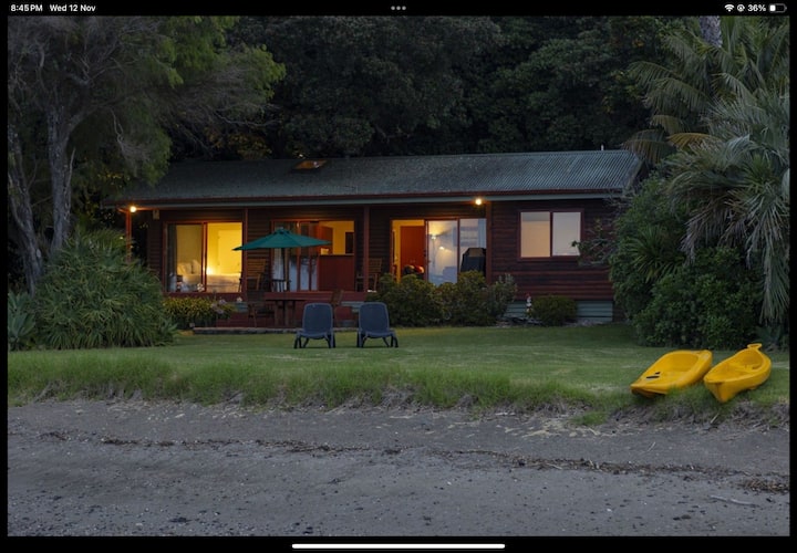 Sanctuary In The Cove - Cove Cottage - Mangōnui