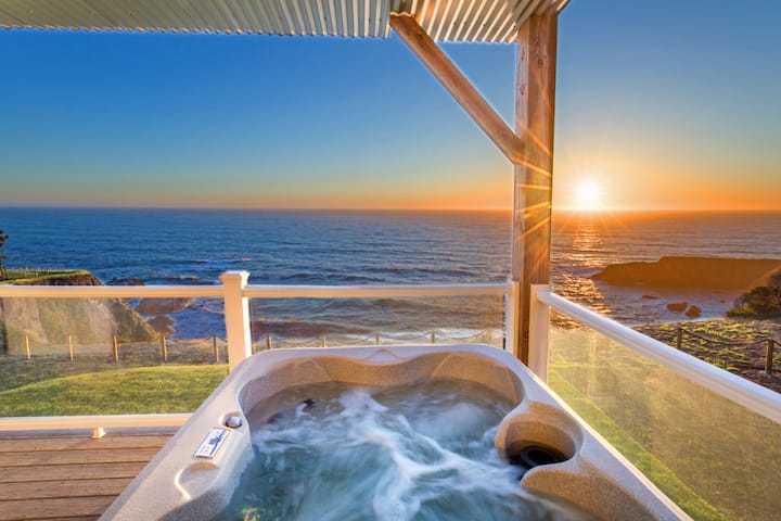 Starfish By Oceanviewhottubs! Oceanfront - Humboldt County, CA