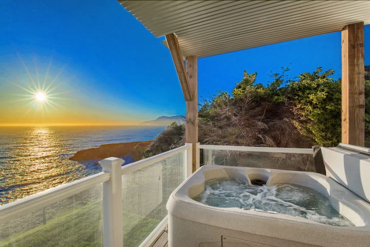Starfish By Oceanviewhottubs! Oceanfront - Shelter Cove, CA