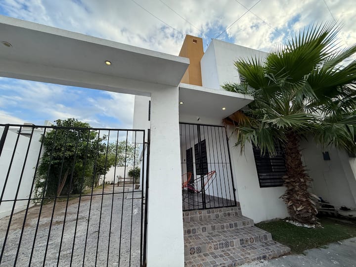 Casa Exclusiva Para Grupos 12px/wifi/parking - Reynosa