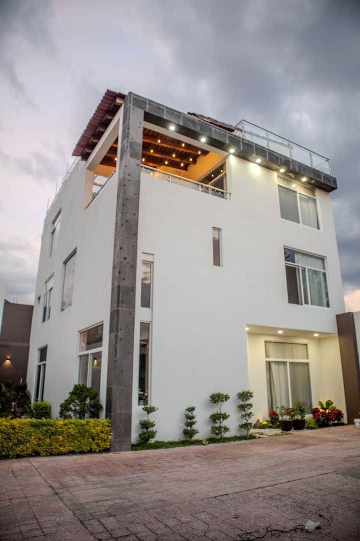 Habitación Individual En Centro De Morelia - Morelia