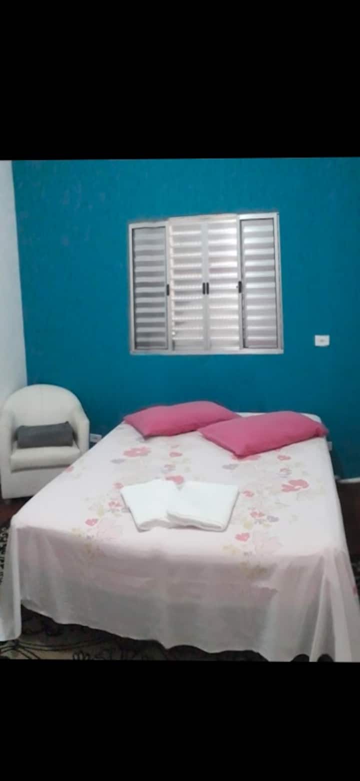 Quarto Com Banheiro Privativo E Ventilador - Boituva