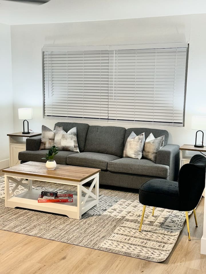 Stylish One-level 3br Home With Modern Comforts - Tracy, CA