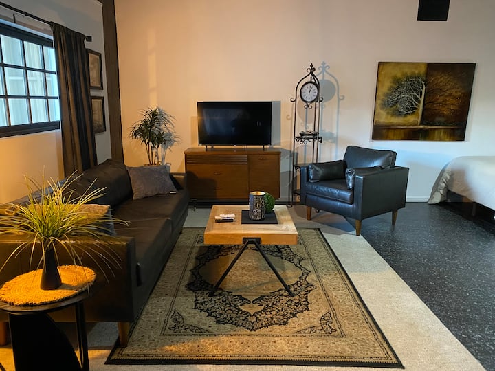 Upscale Industrial Studio In The Heart Of Downtown - Boonville, IN