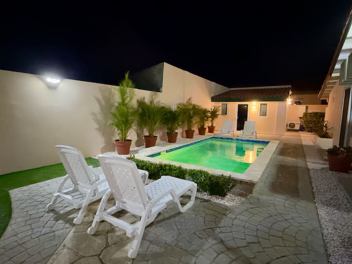 Private Boutique Retreat With Plunge Pool In Aruba - Aruba