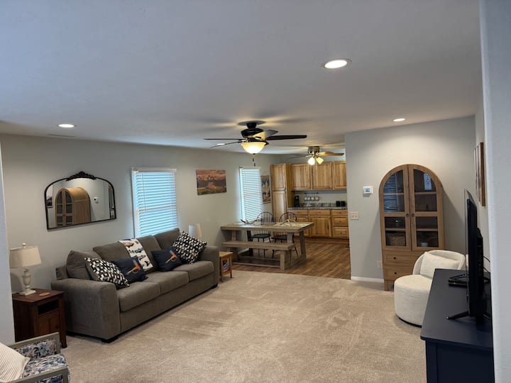 Hot Springs Cottage - Thermopolis, WY