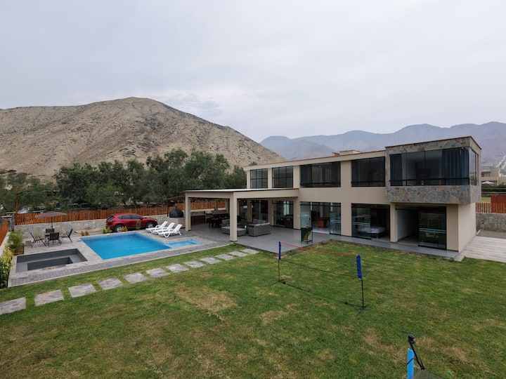 Casa Familiar De Estreno Con Piscina Y Naturaleza - Peru