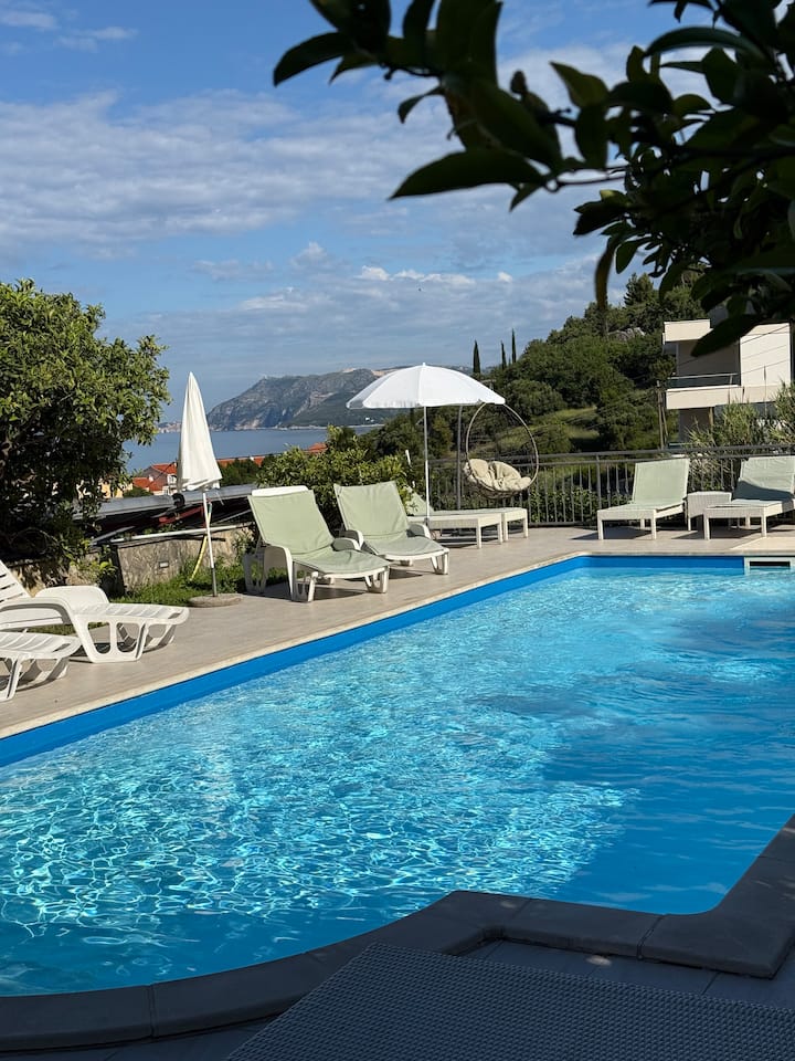 Private Room 6a  & With A  Pool And Bbq - Cavtat