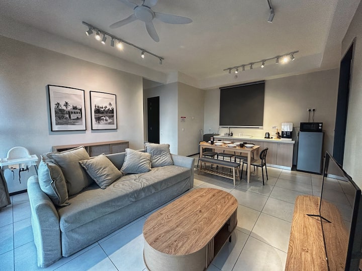 Le Jardin Suite ~ 8 Pax Seaview Infinity Pool - Penang